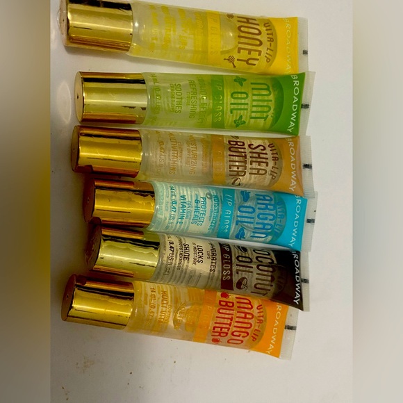 Broadway Lip gloss | Makeup | Lip Gloss Set Assorted Colors | Poshmark